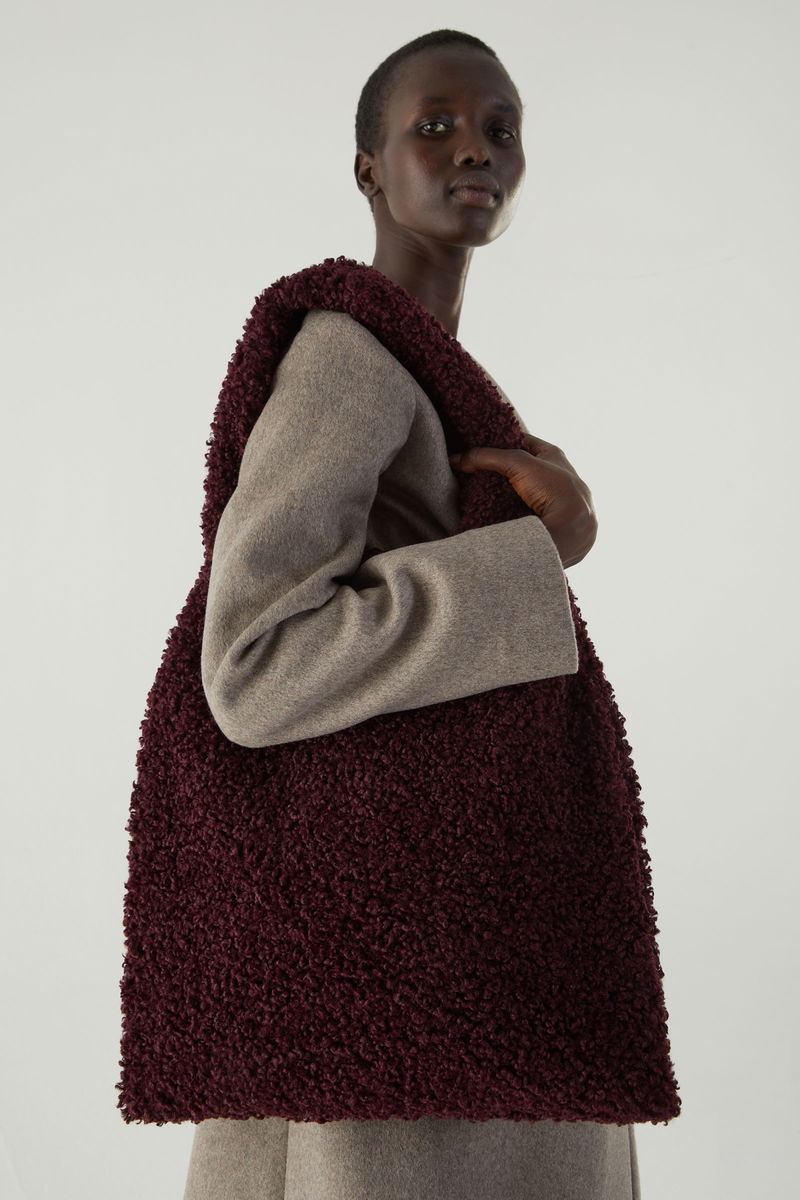 COS Teddy Fleece Shopper | Endource