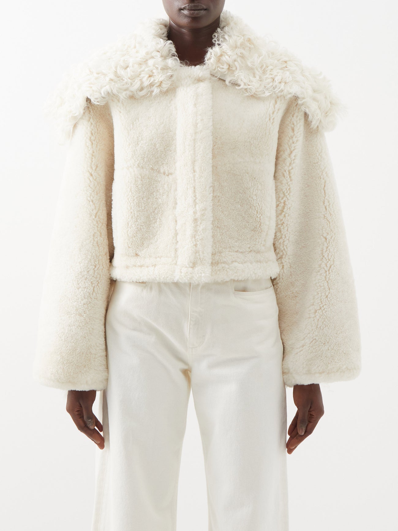 JACQUEMUS Piloni Cropped Shearling Jacket | Endource