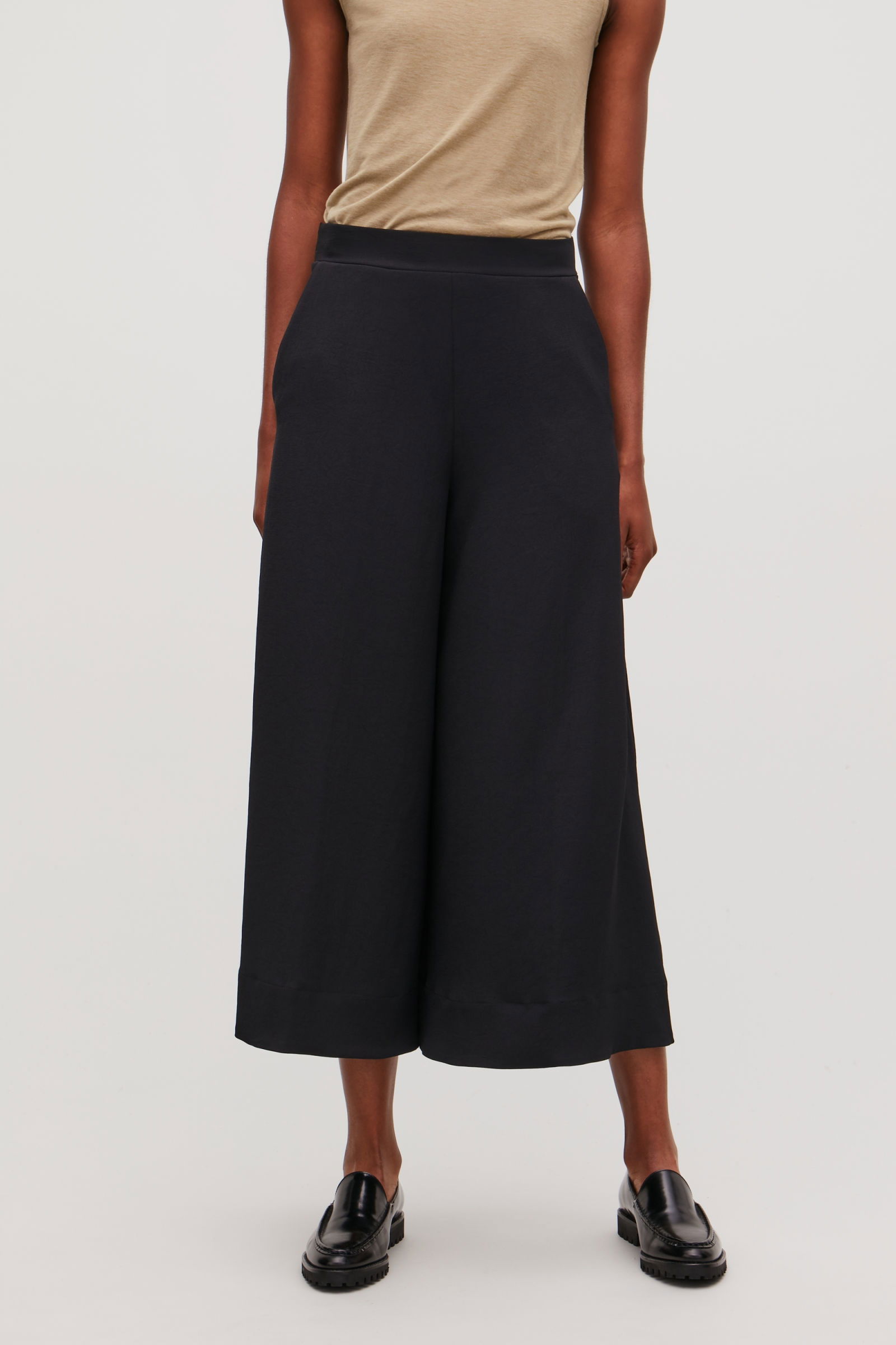 COS Culottes with Elastic Waist | Endource