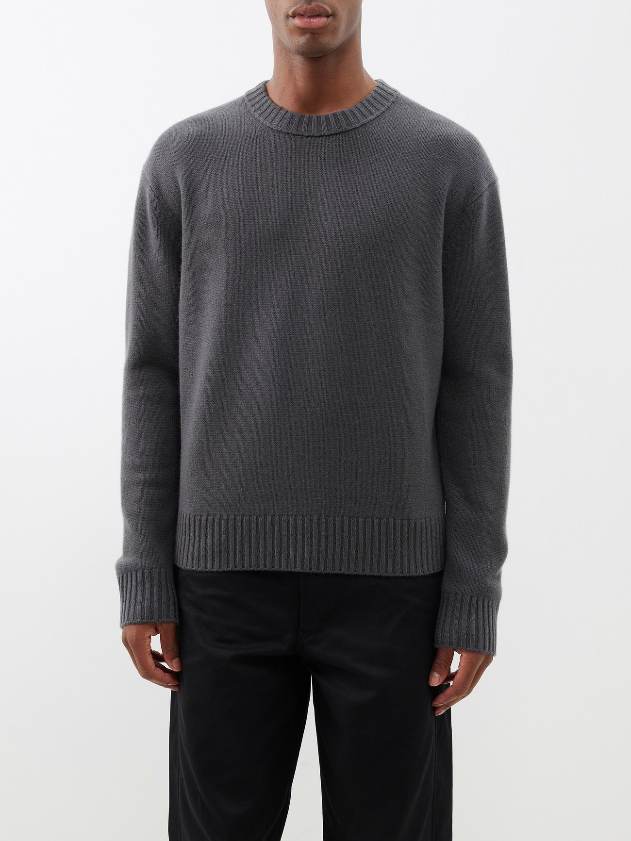 FRAME Crew-Neck Cashmere Sweater in Grey | endource