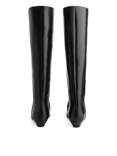 ARKET Wide-Shaft Wedge Boots in Black | endource