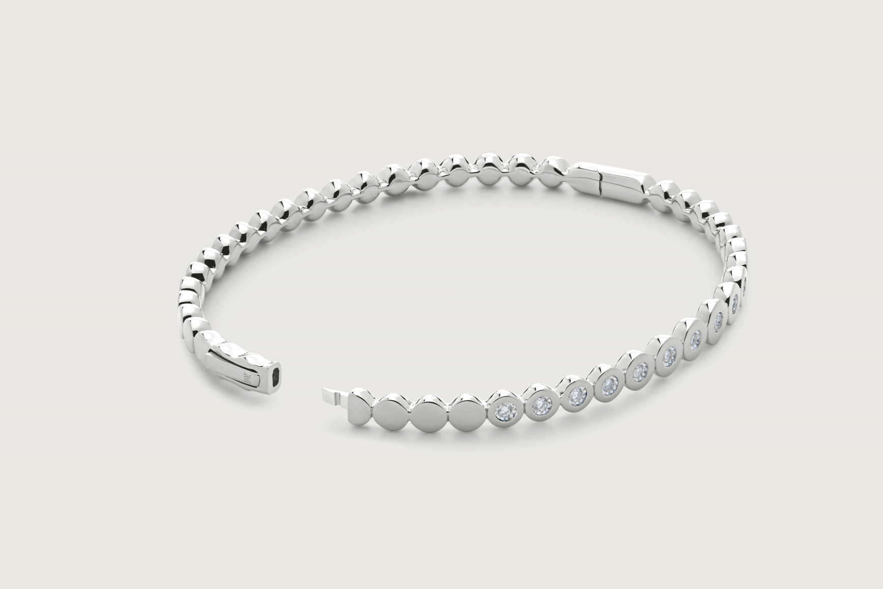 MONICA VINADER Lab Grown Diamond Graduated Bangle in Sterling Silver | endource