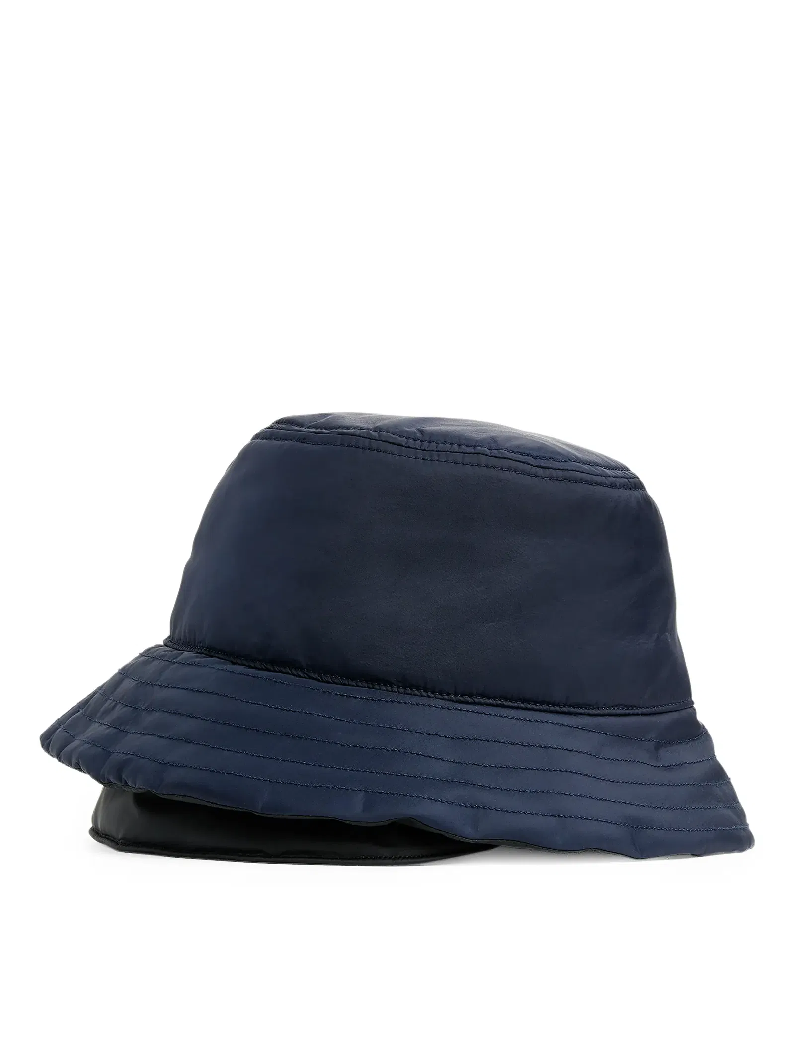 ARKET Down Bucket Hat in Navy/Black | endource