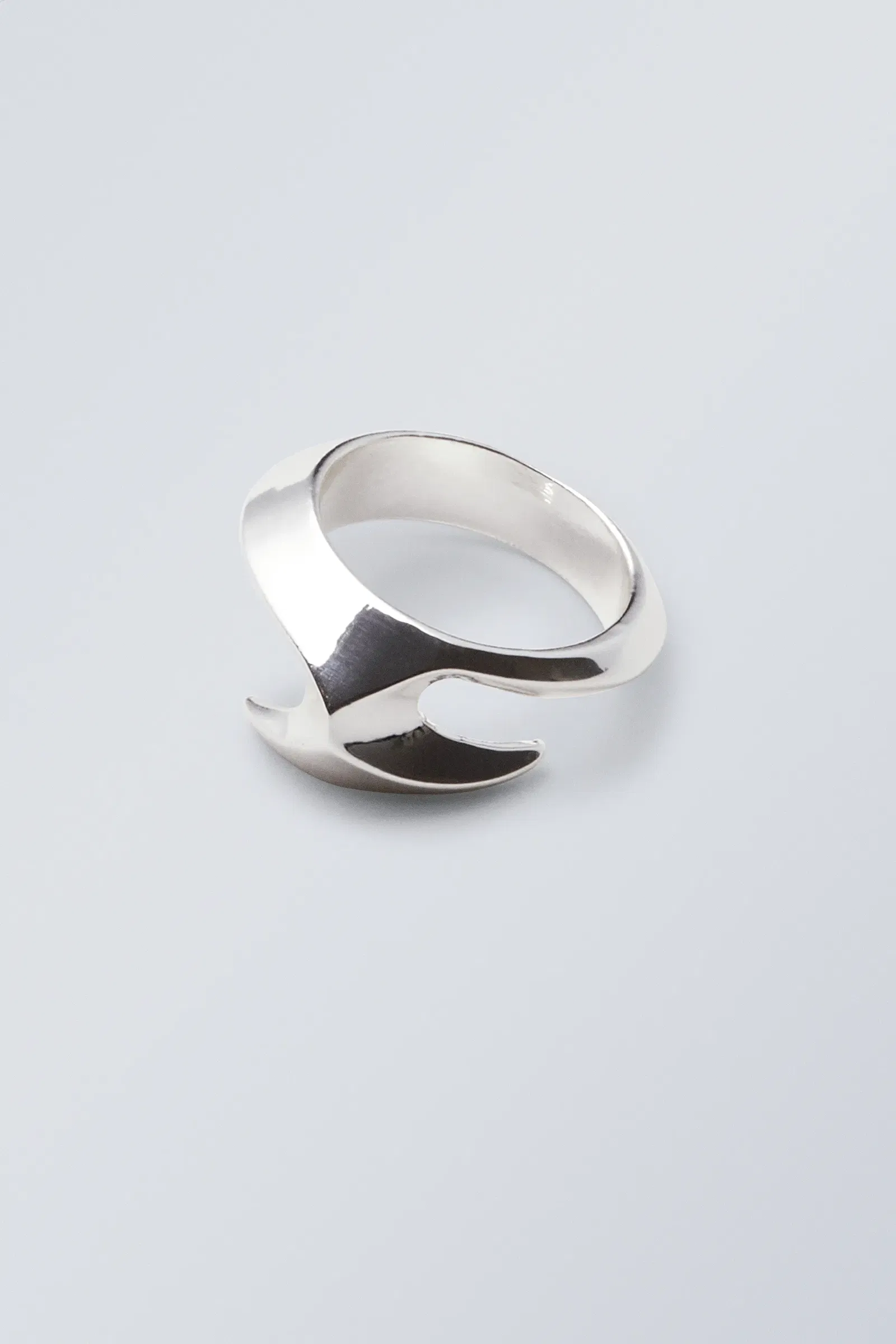 WEEKDAY Blade Ring in Silver | endource