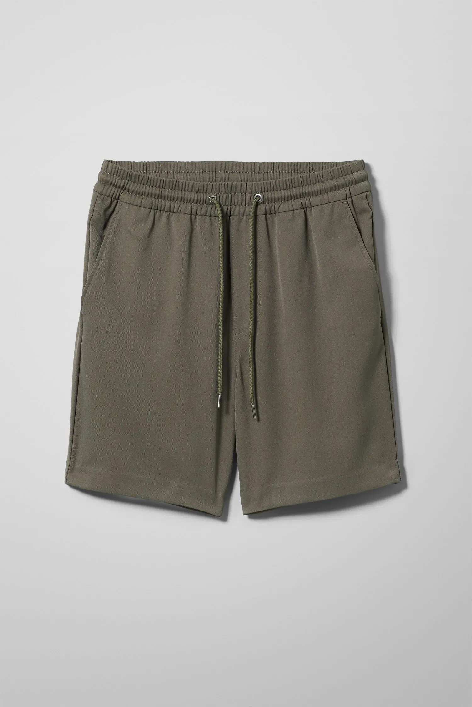 WEEKDAY Alf Shorts in Green | endource