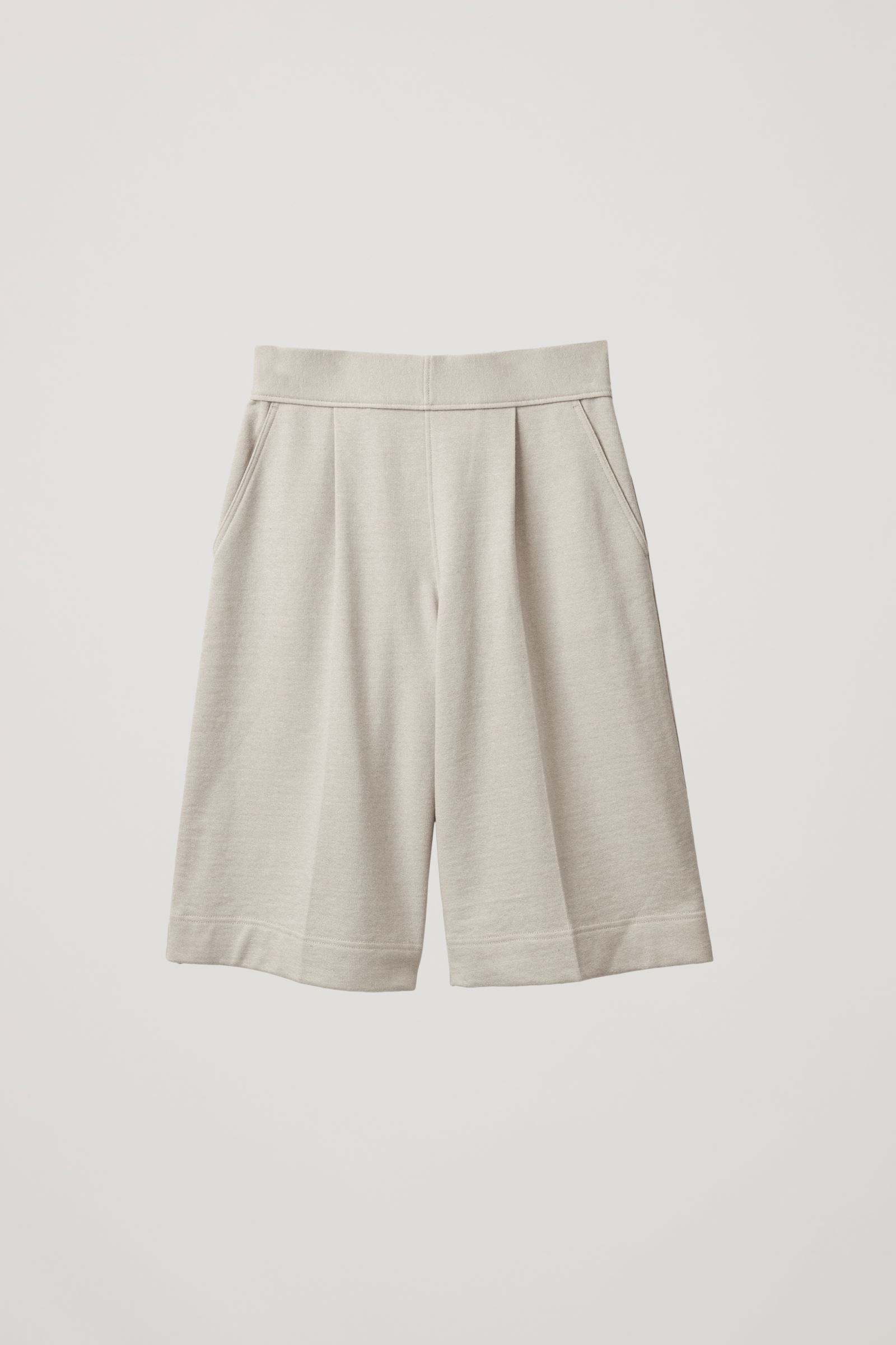 COS Cotton-Linen Wide-Leg Shorts in beige | Endource