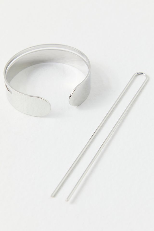 FREE PEOPLE Simple Metal Hair Pin in Silver | Endource
