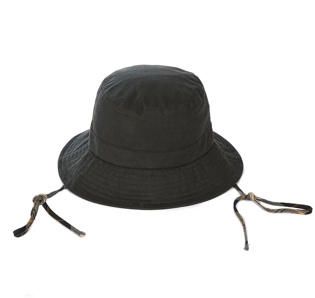 BARBOUR Alexa Chung Bez Wax Bucket Hat in Black | endource