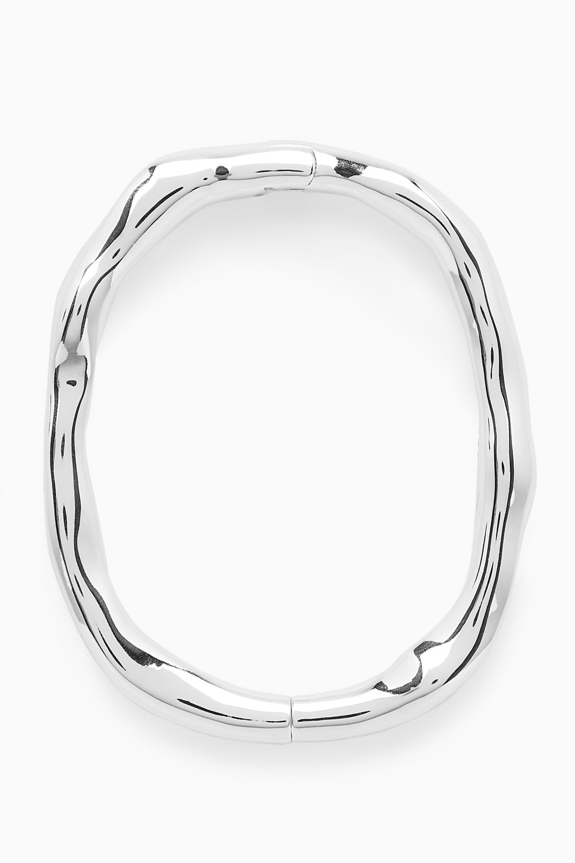 COS Hammered Bangle in SILVER | Endource