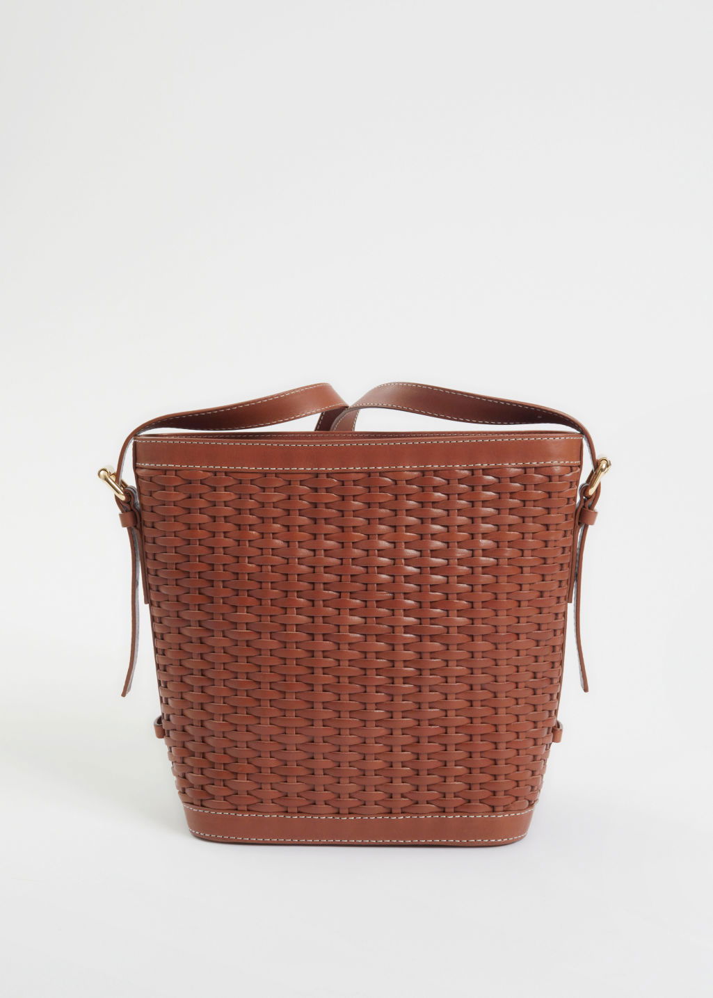 & OTHER STORIES Braided Leather Bucket Bag in Camel | endource
