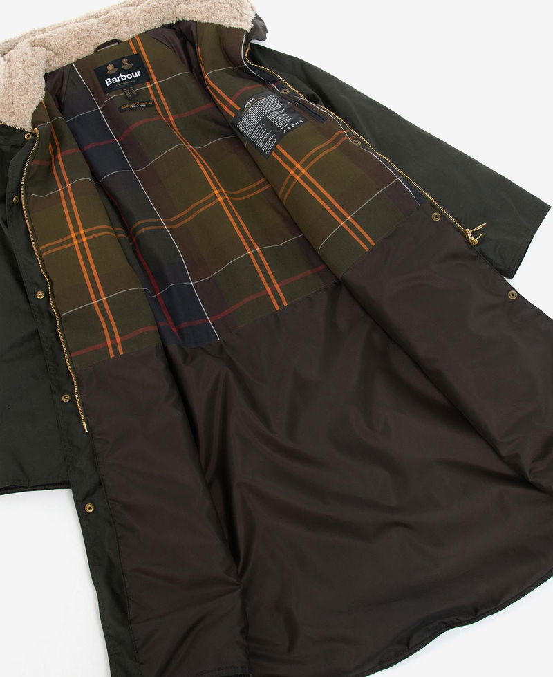 BARBOUR Gunnister Wax Jacket in Black/Ancient Tartan | endource