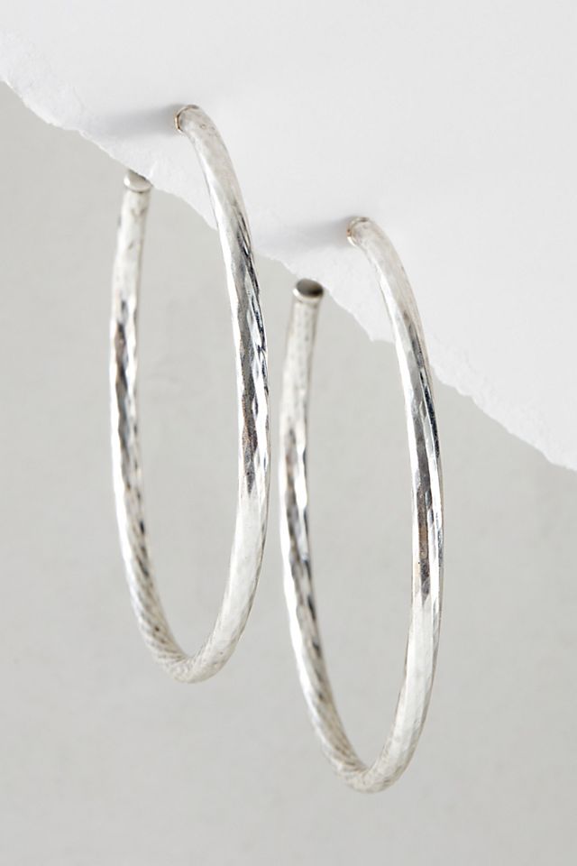 FREE PEOPLE Nikis Oversized Hoops in Silver | Endource