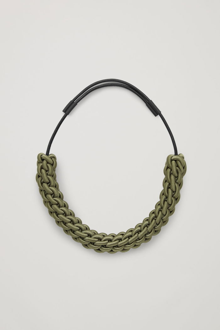 COS Short Rope Necklace in green / black | endource