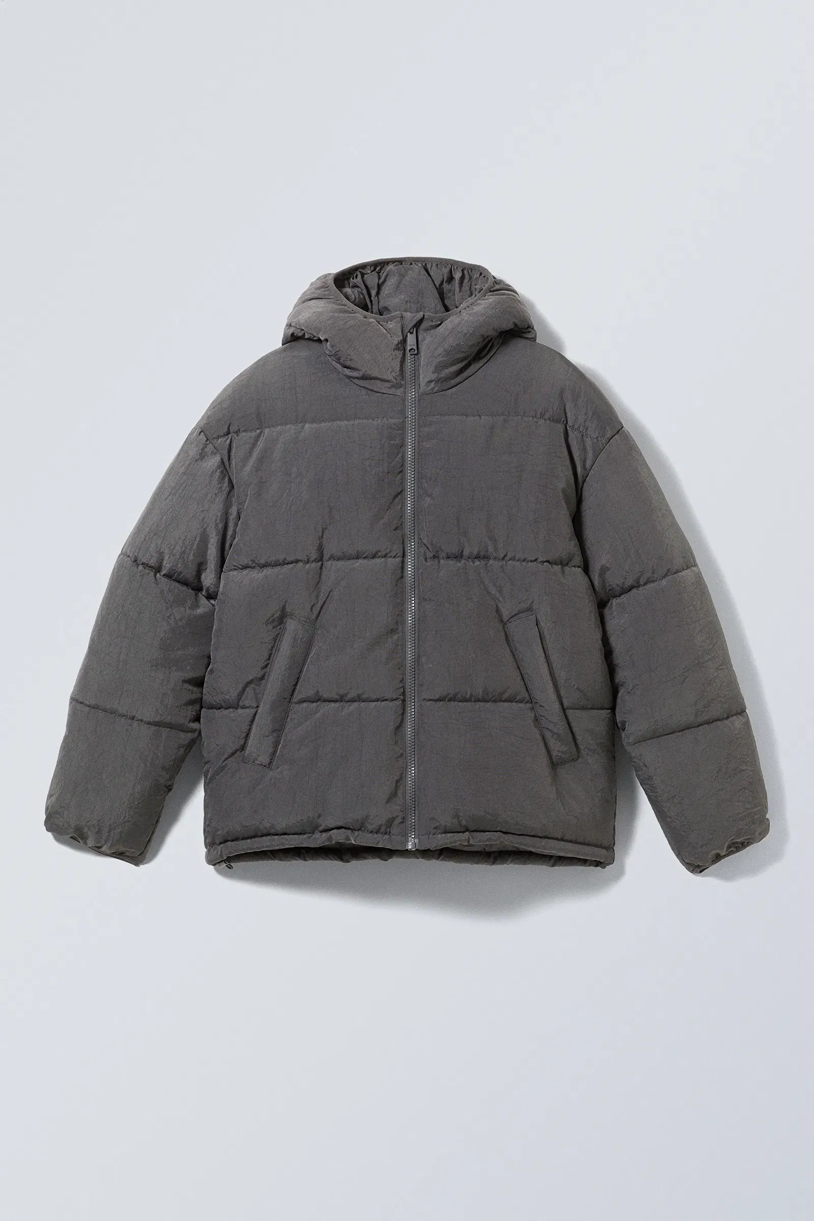 WEEKDAY Pat Puffer Jacket in Dark Grey | endource