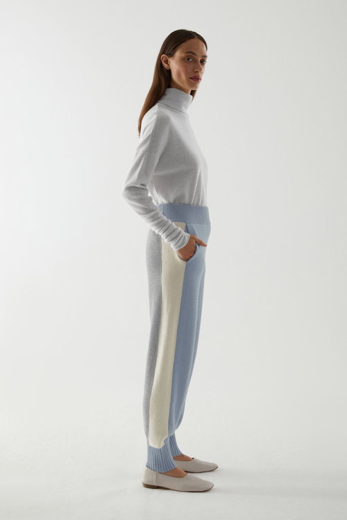 COS Cashmere Knitted Joggers in blue | Endource