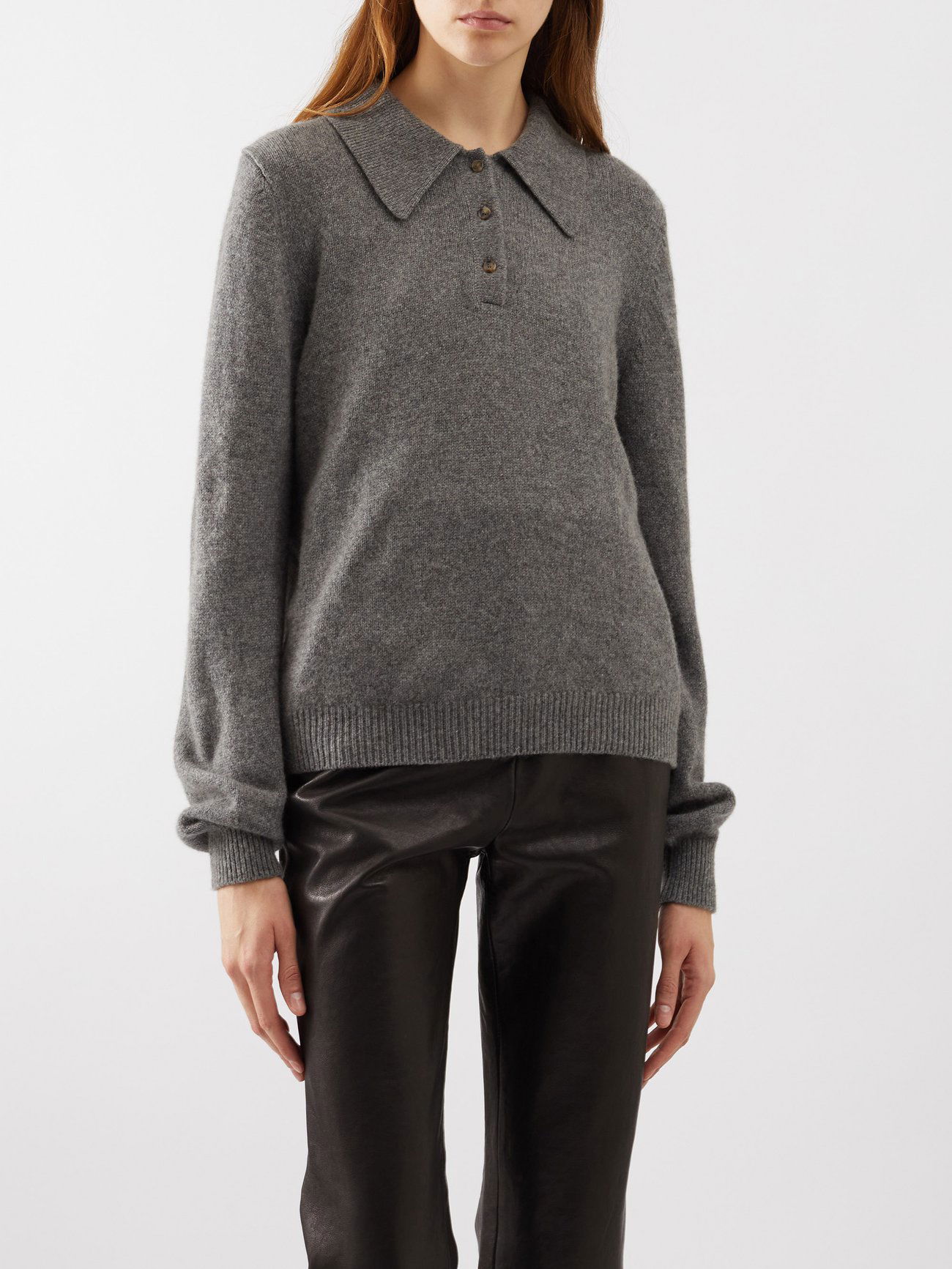 KHAITE Joey Cashmere Sweater in Grey | endource