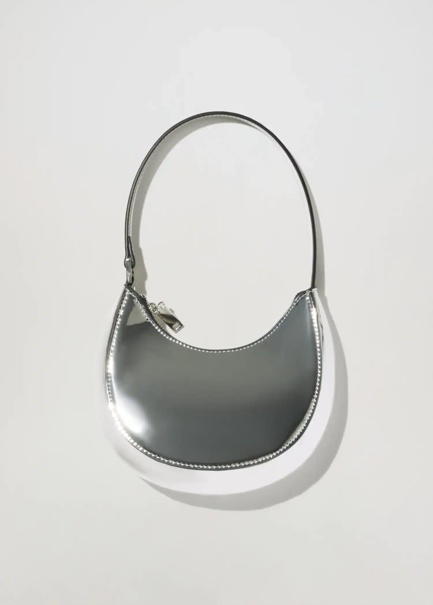 MANGO Oval Short Handle Bag in Silver | endource