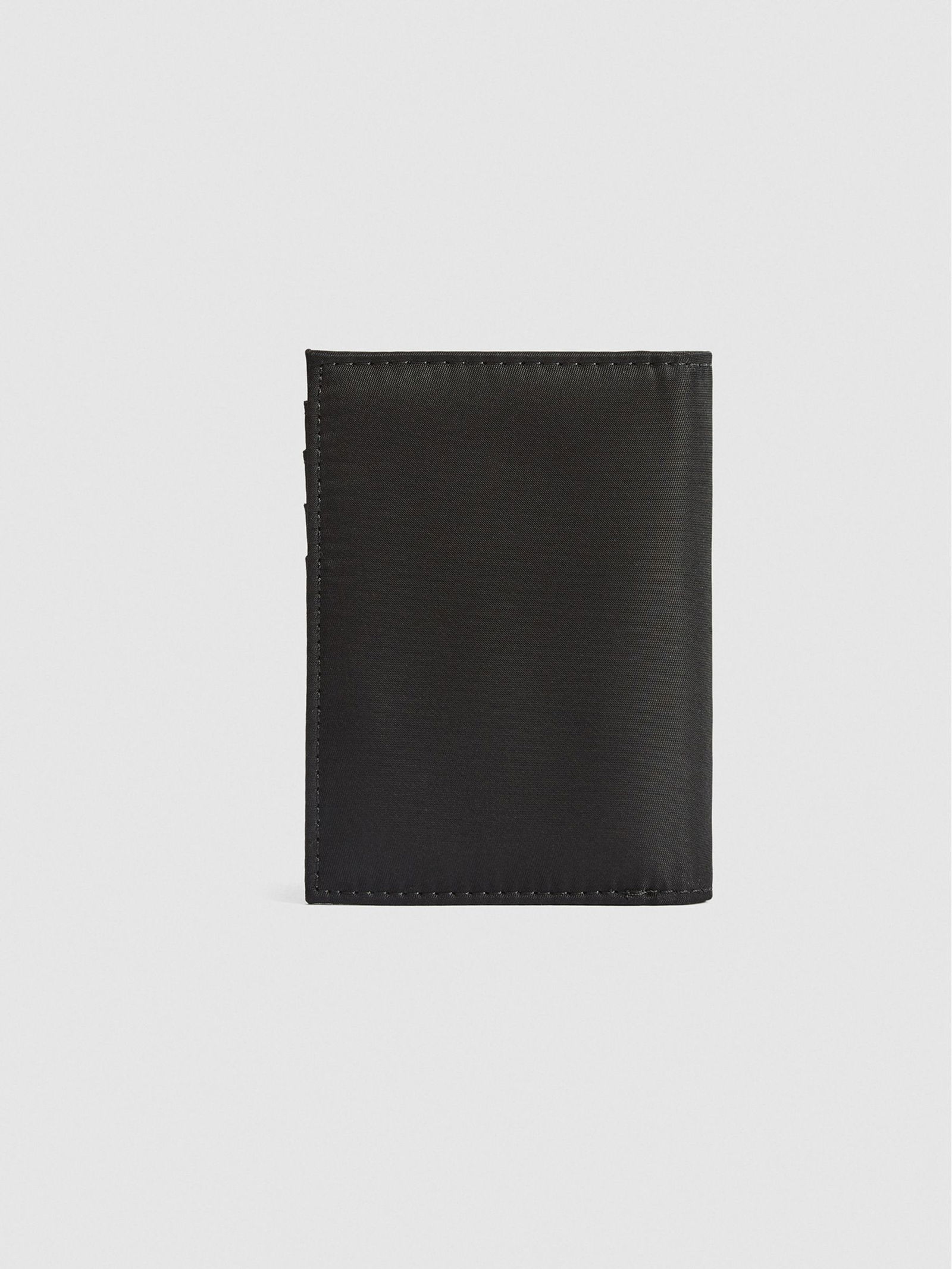 REISS Lennox Nylon Wallet in Black | endource