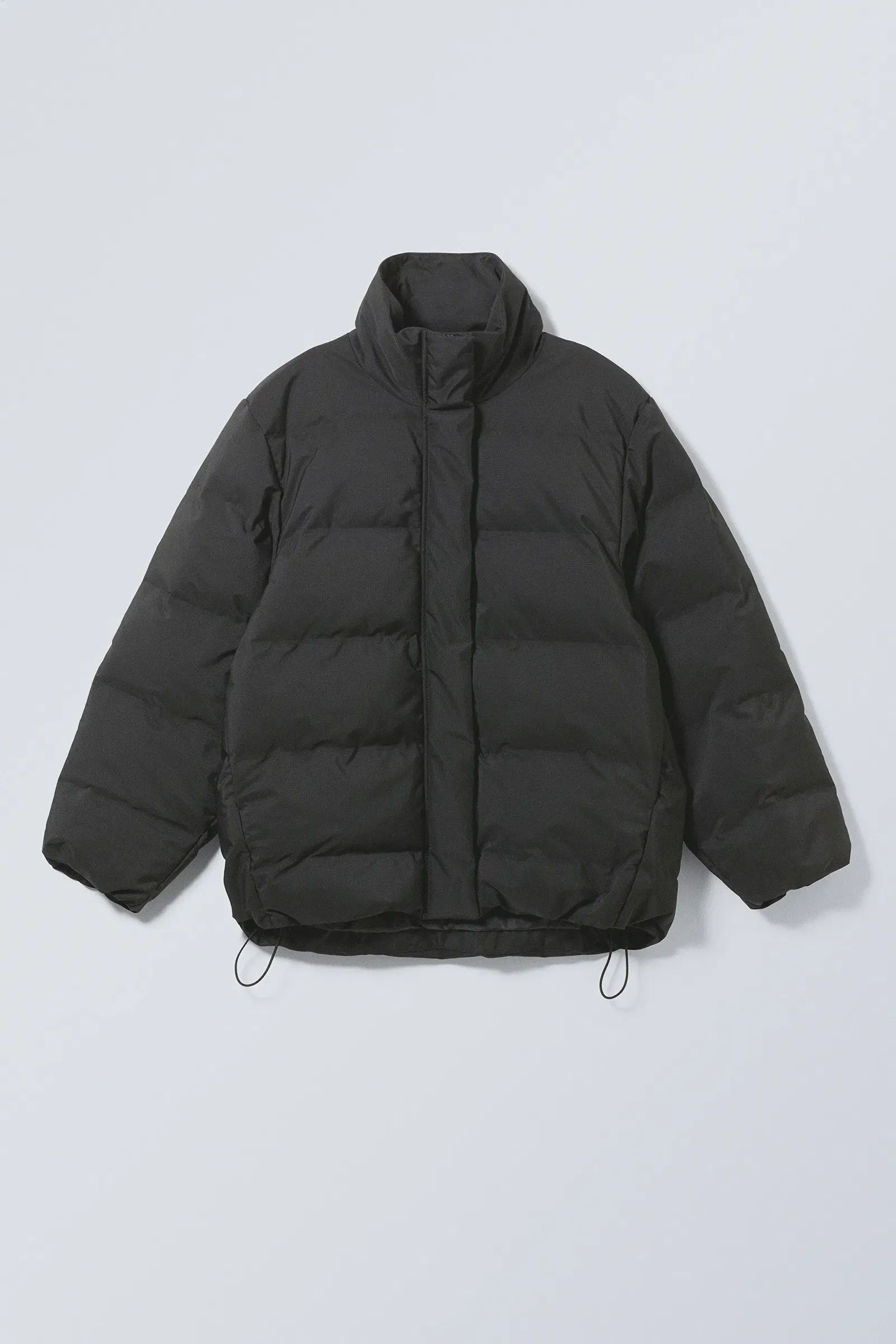 WEEKDAY Xena Puffer Jacket in Black | endource