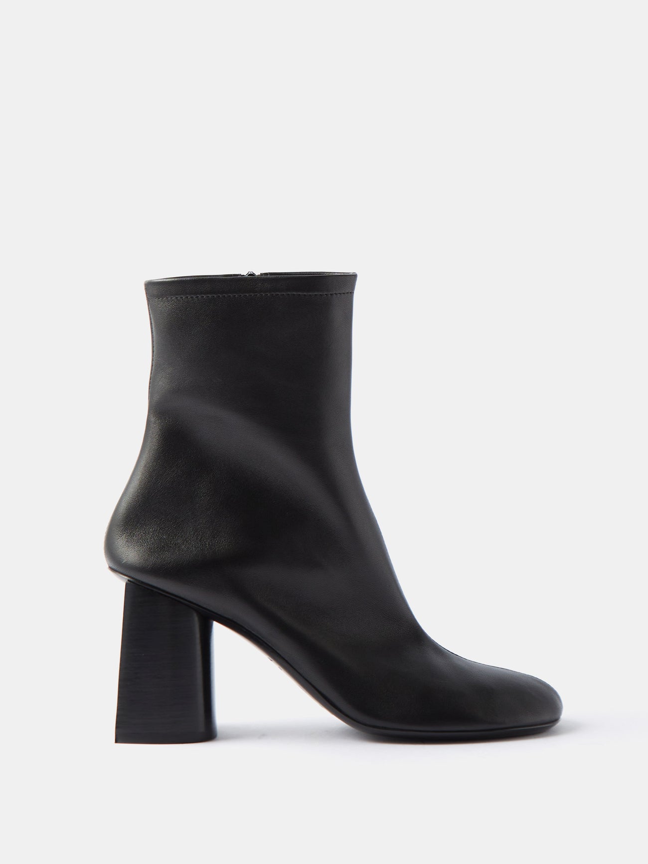 BALENCIAGA Glove 80 Inverted-Heel Boots in Black | Endource