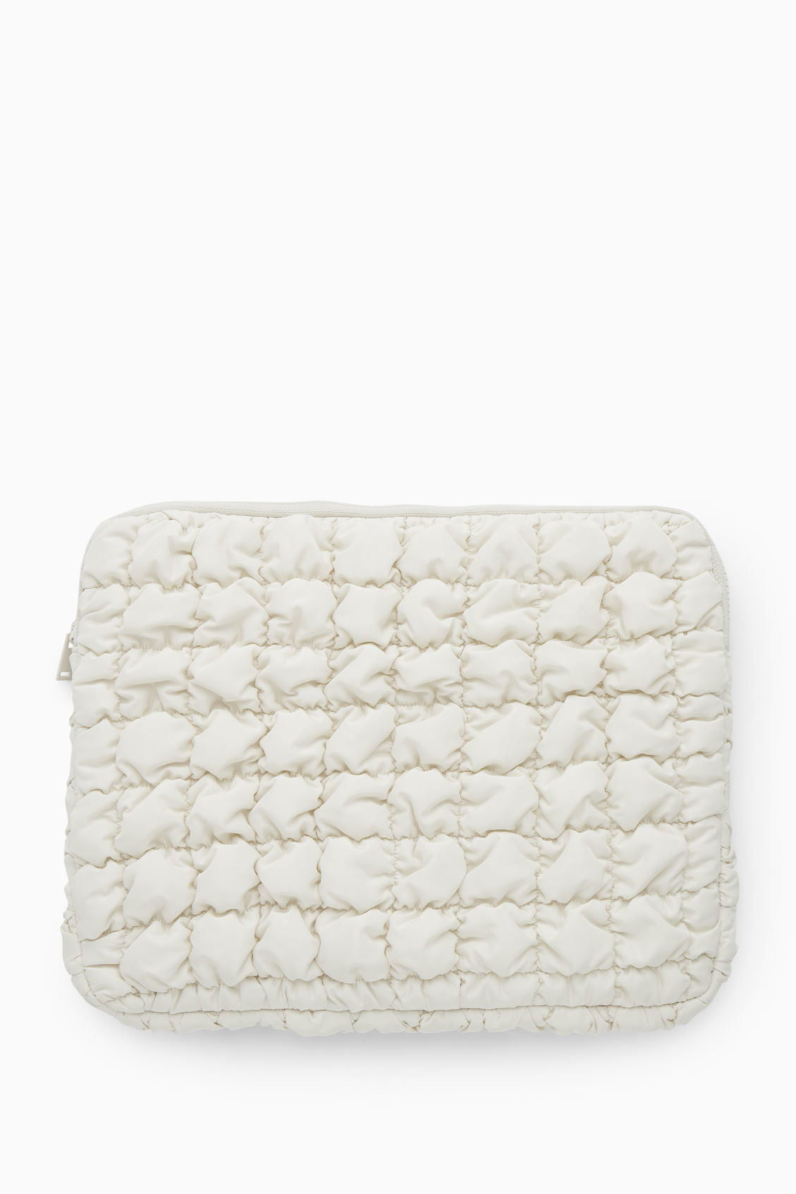 COS Quilted Laptop Case | endource