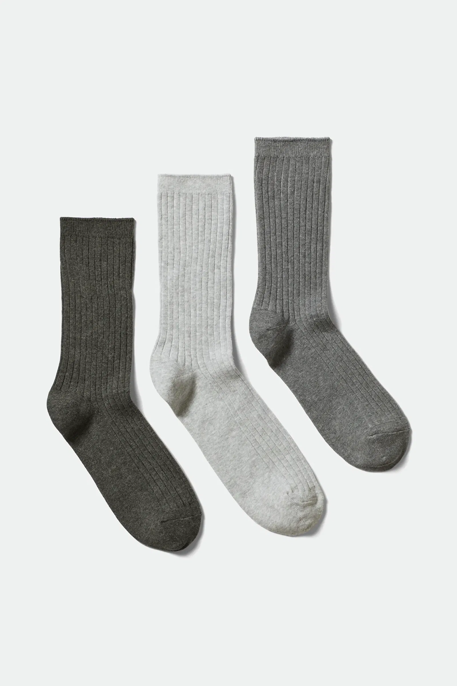 WEEKDAY Rib Socks 3-Pack in 3 shades of grey | endource