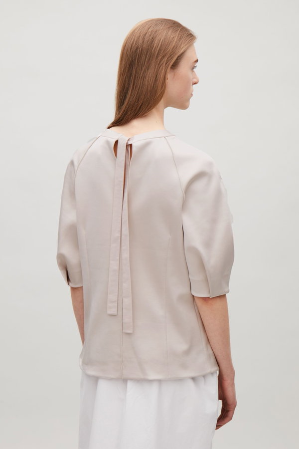 COS Pleat Detail Top | endource
