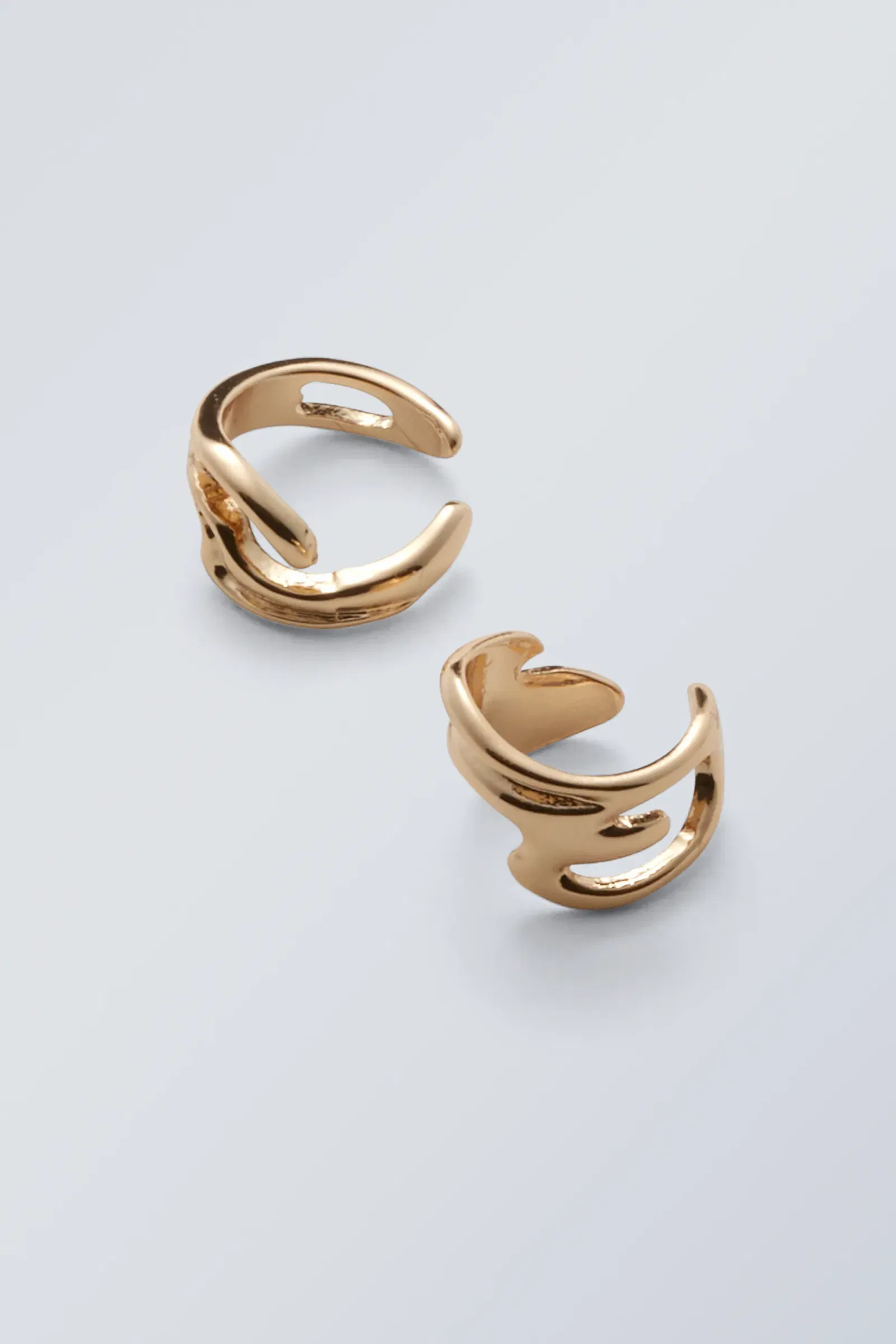 WEEKDAY Noor Ear Cuffs in Golden | endource