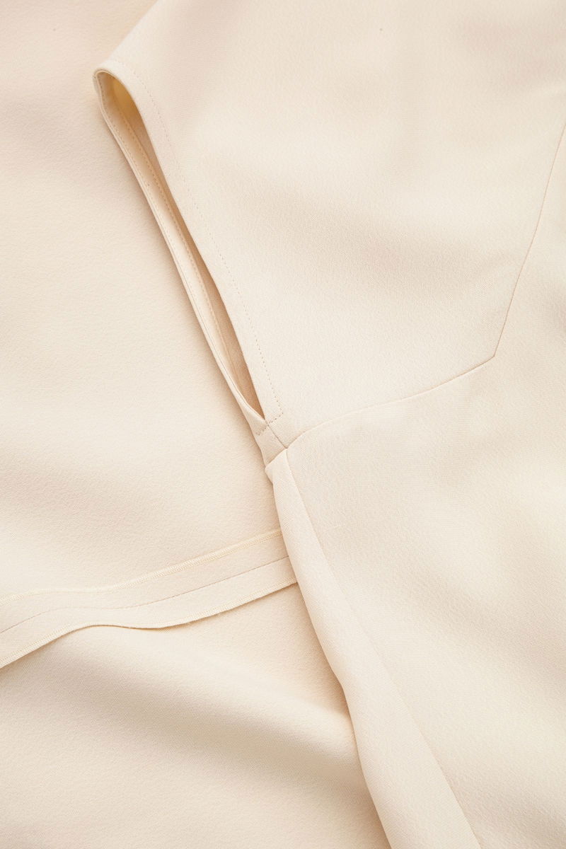 COS Boxy Crepe Top | endource