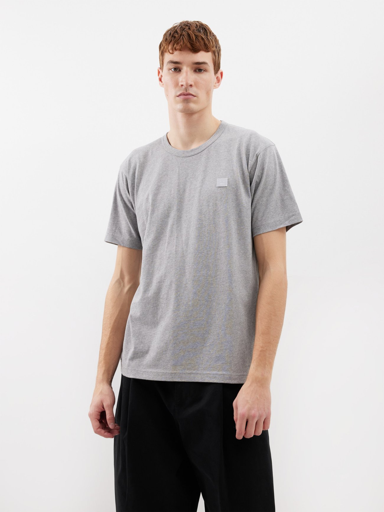 ACNE STUDIOS Nash Face-Patch Cotton T-Shirt in Grey | endource