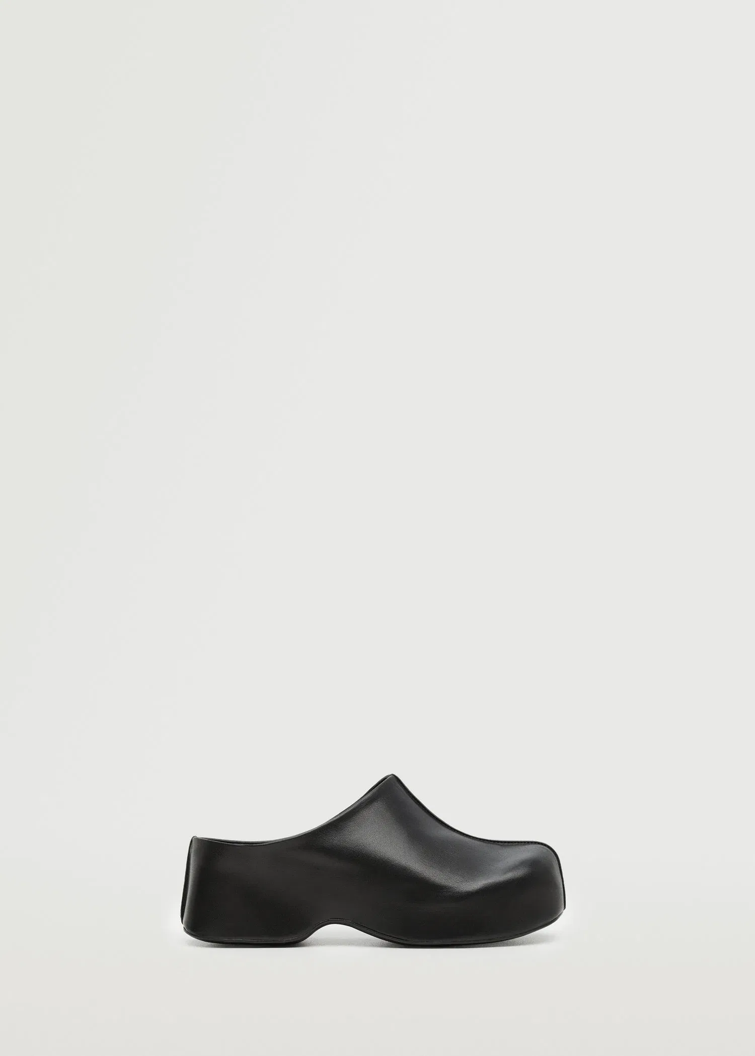 MANGO Leather Clog in Black | Endource