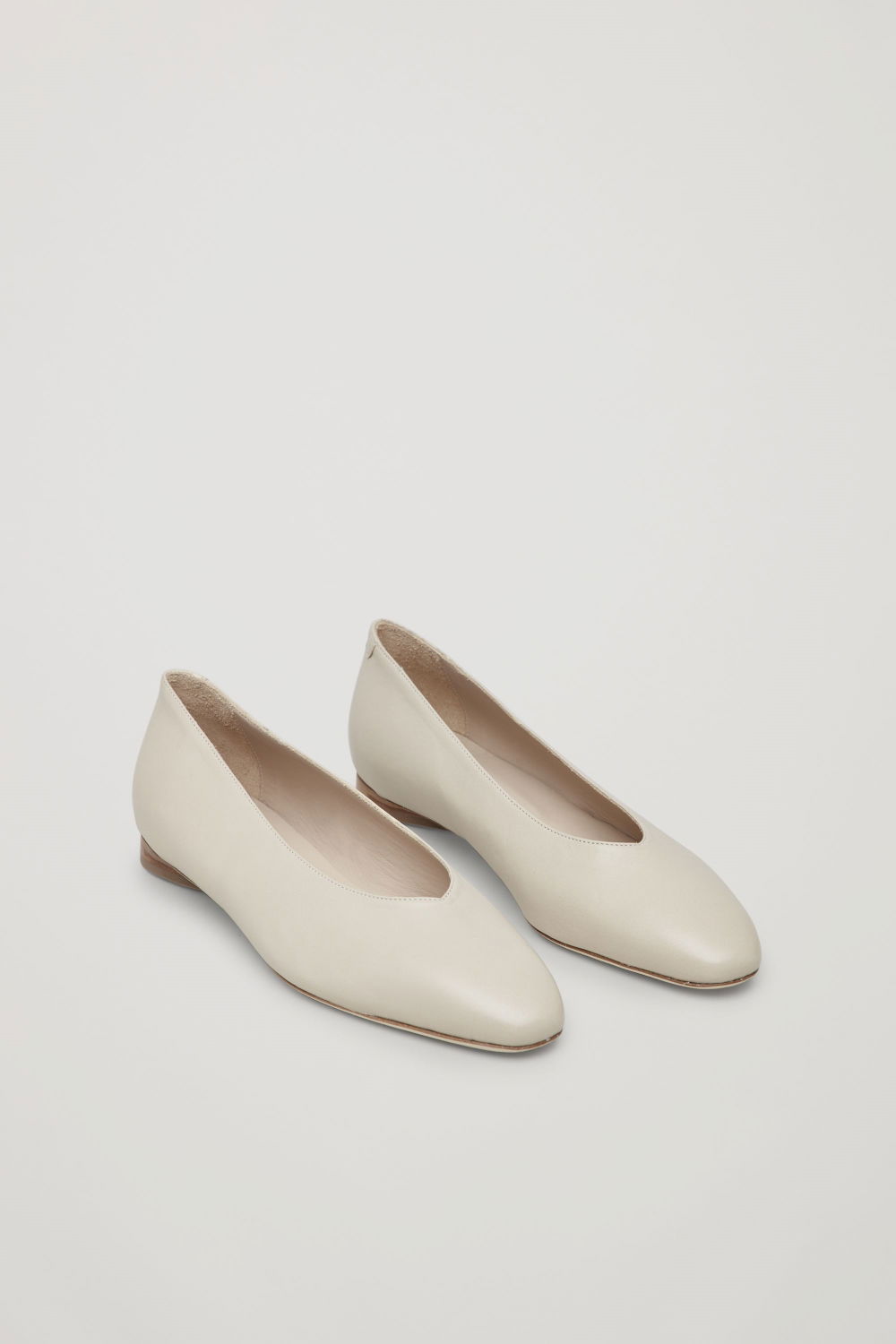 COS Leather Ballerinas | endource