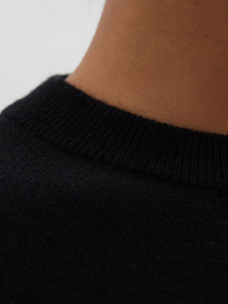 Givenchy 4g Jacquard Cashmere Sweater In Black Endource