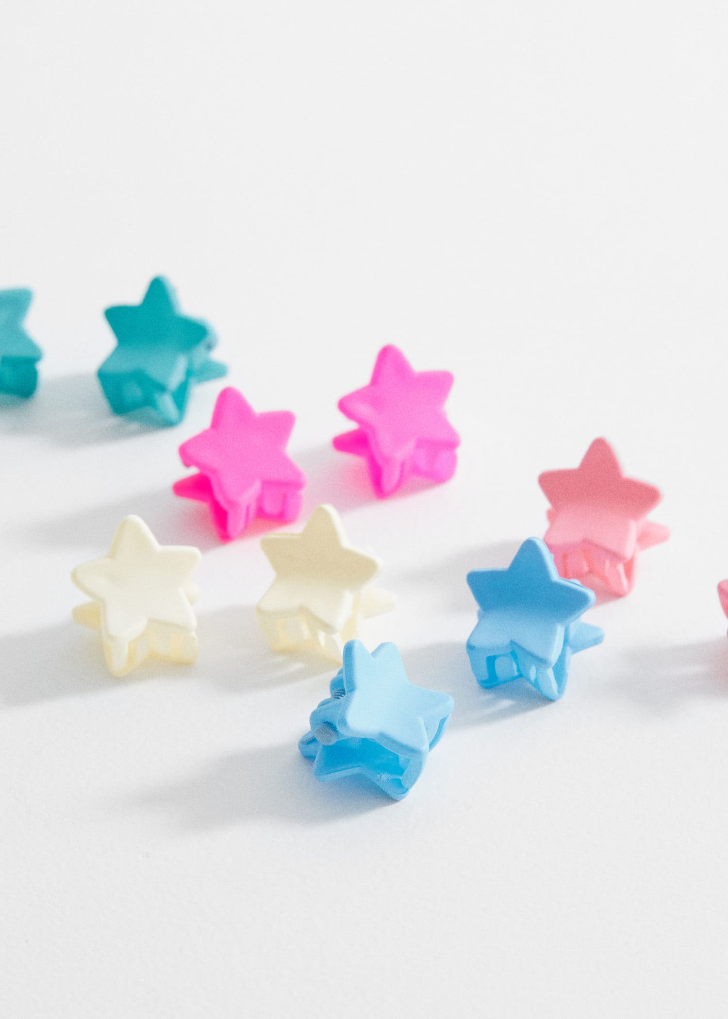 MANGO Star Shaped Hairclips | endource