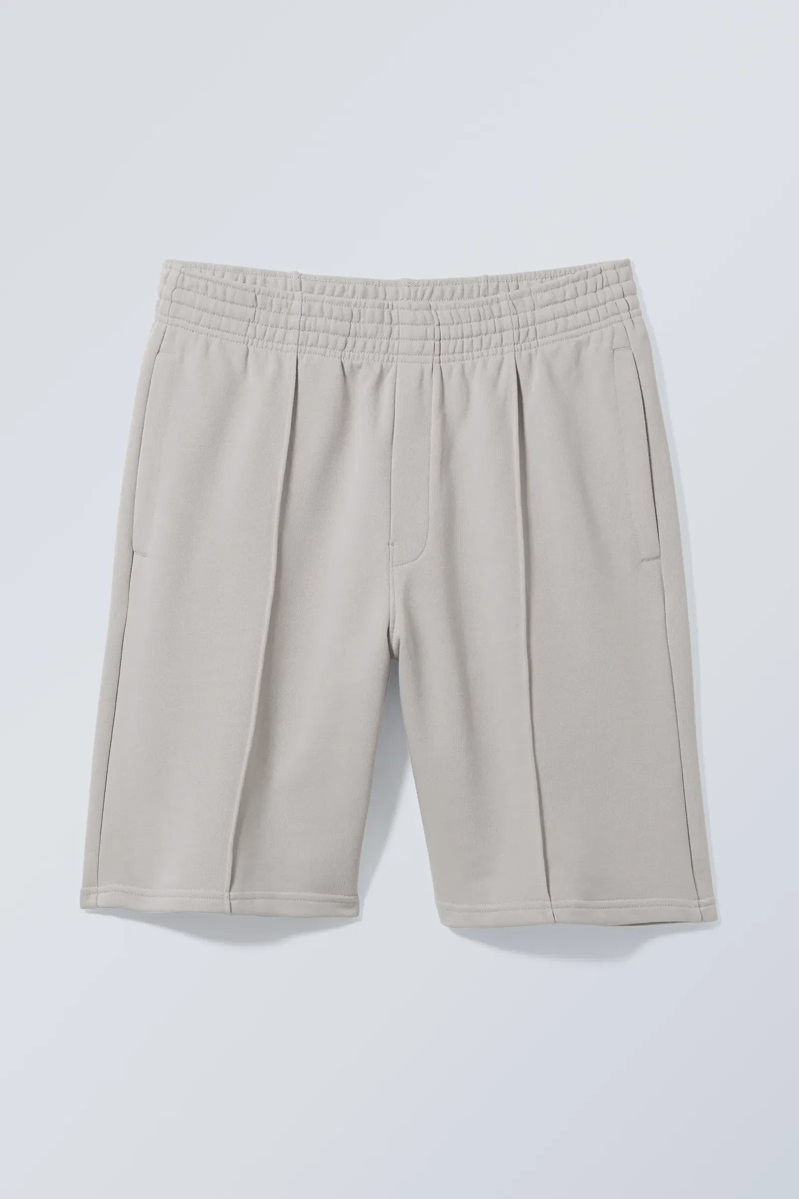WEEKDAY Ken Terry Lightweight Shorts in Light Grey | Endource