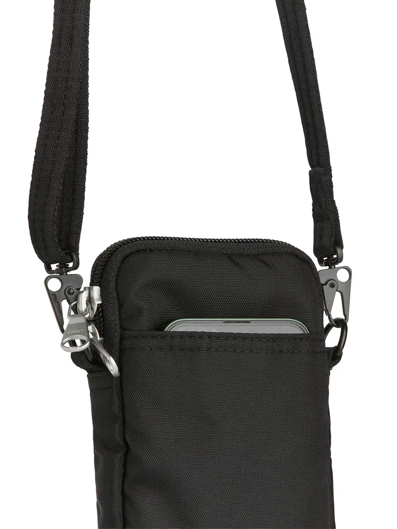 ARKET Shoulder Pouch in Black | endource