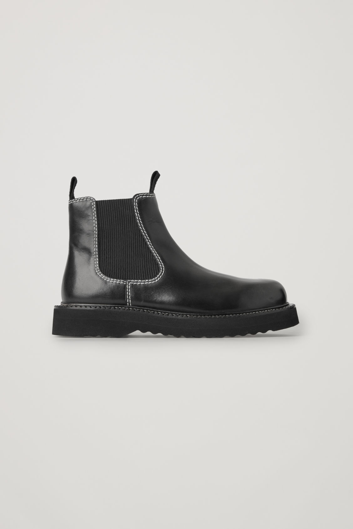 COS Chunky Chelsea Boots in BLACK | Endource