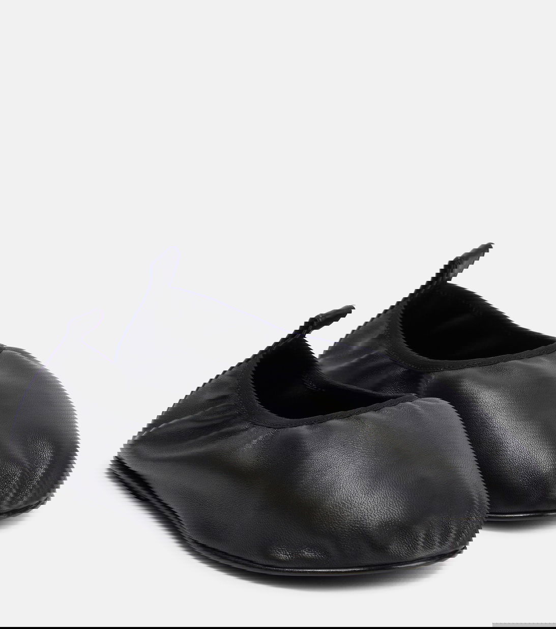 THE ROW Eva Leather Ballet Flats in Black | endource
