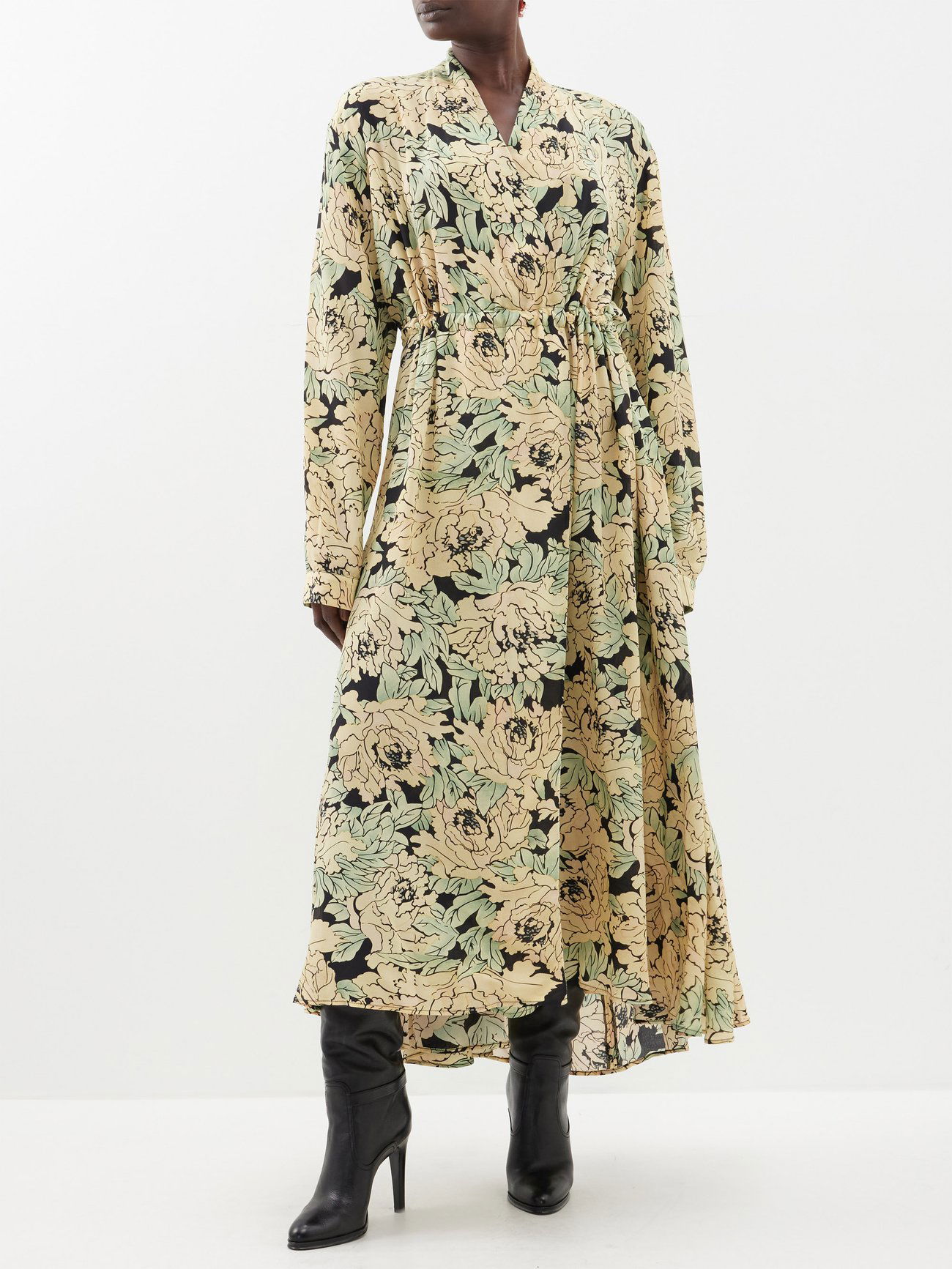 RAEY Gathered Waist Silk Deco Hydrangea Dress | endource