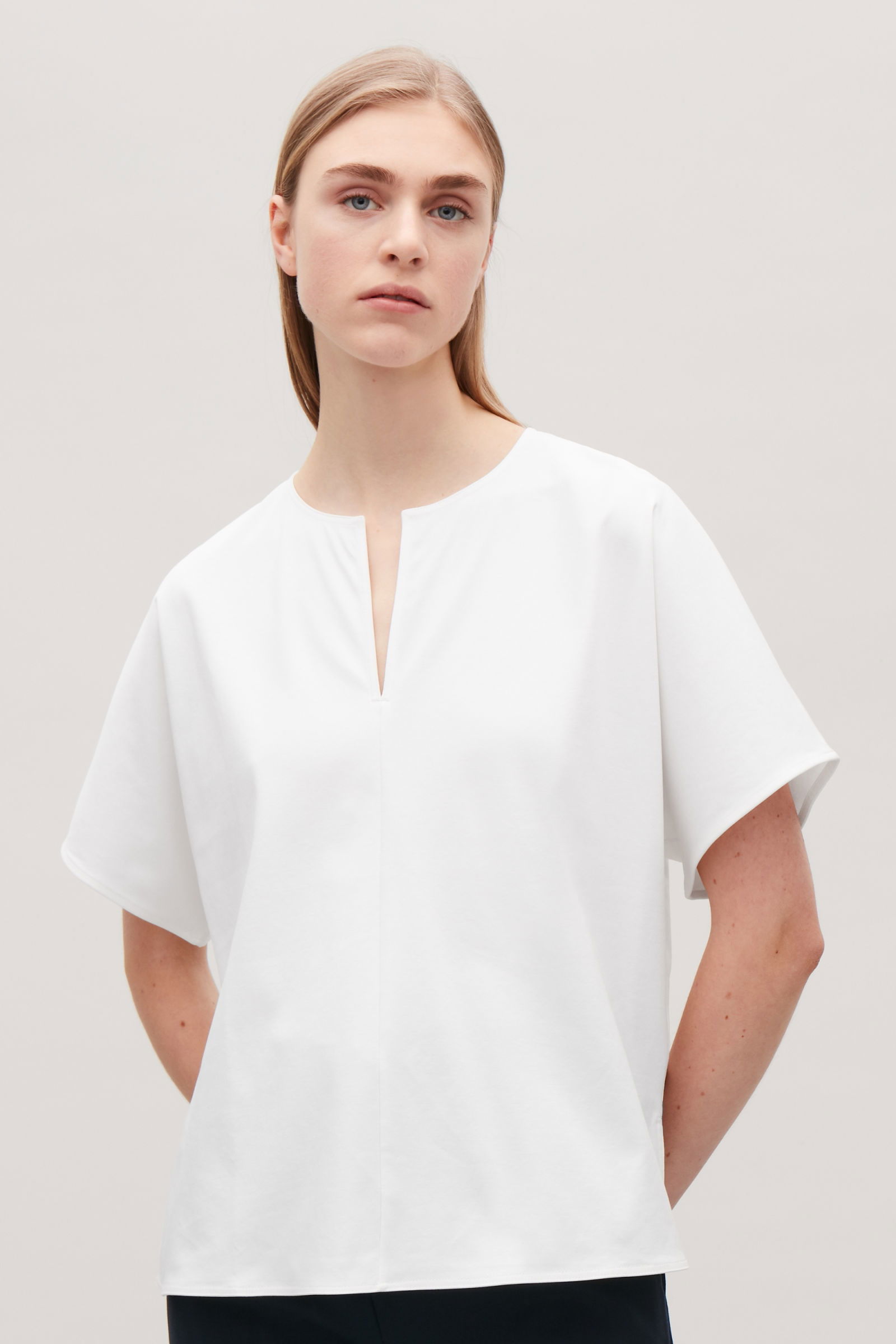 COS Slit-Neck Top | endource
