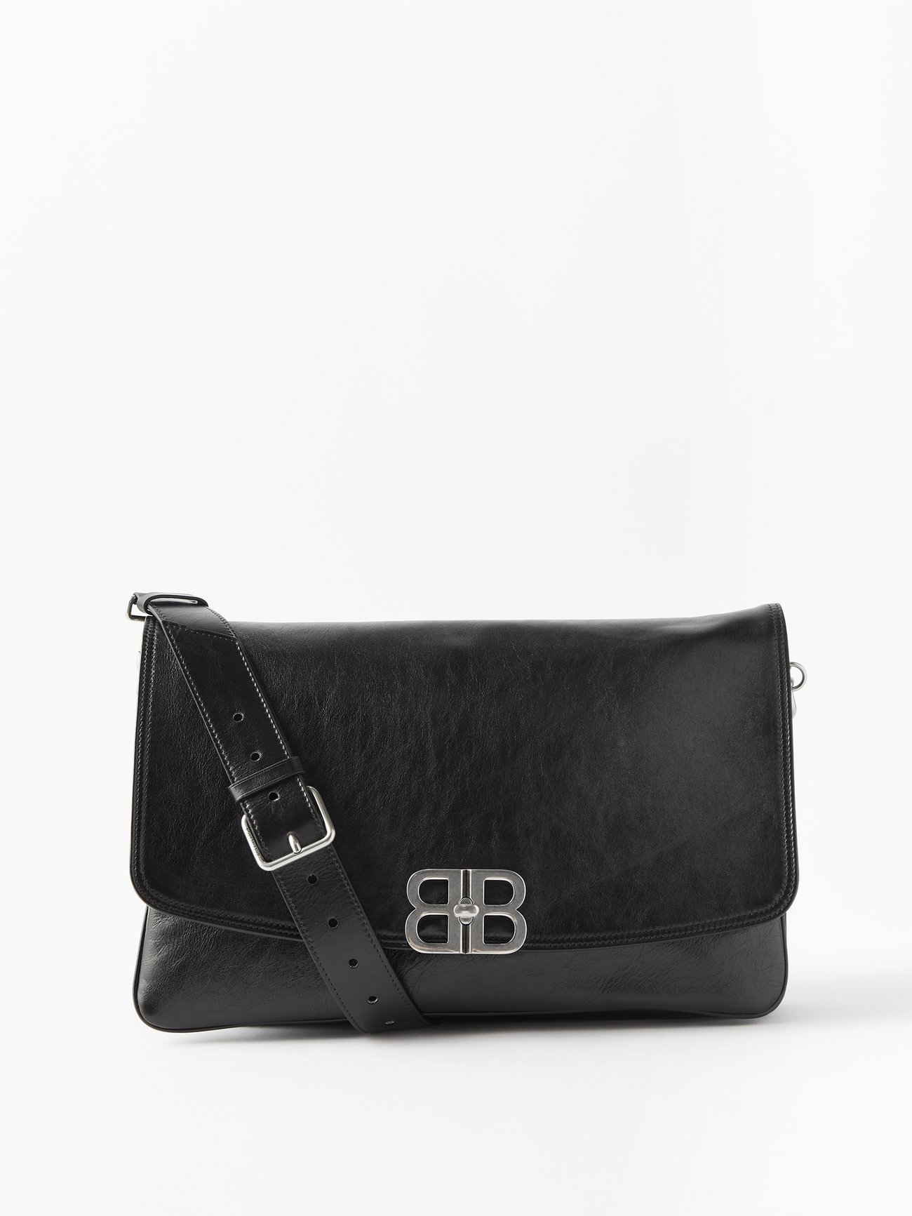 BALENCIAGA BB-Logo Leather Clutch Bag in Black | Endource
