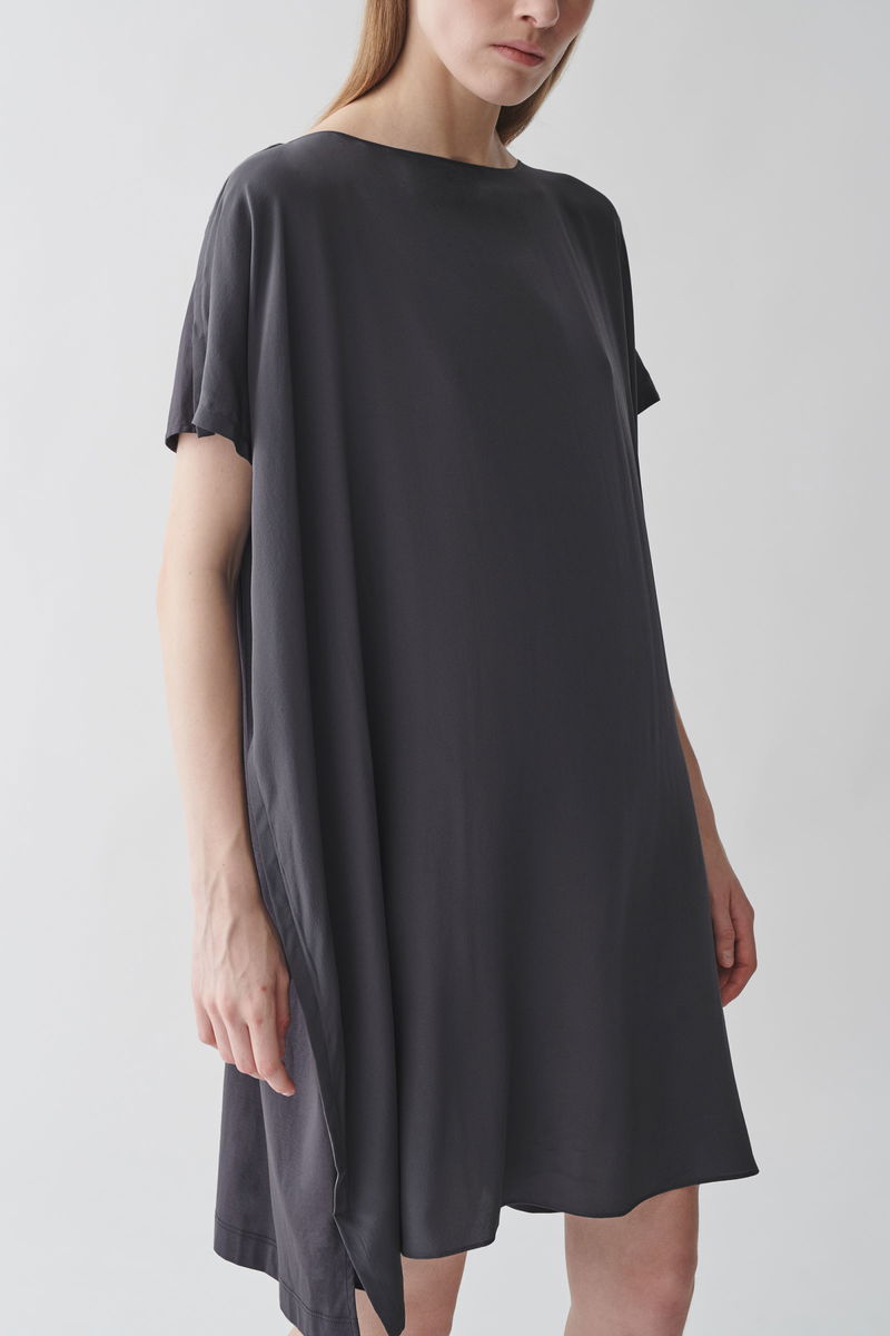 COS Organic Cotton-Mulberry Silk Relaxed Tunic Dress | endource