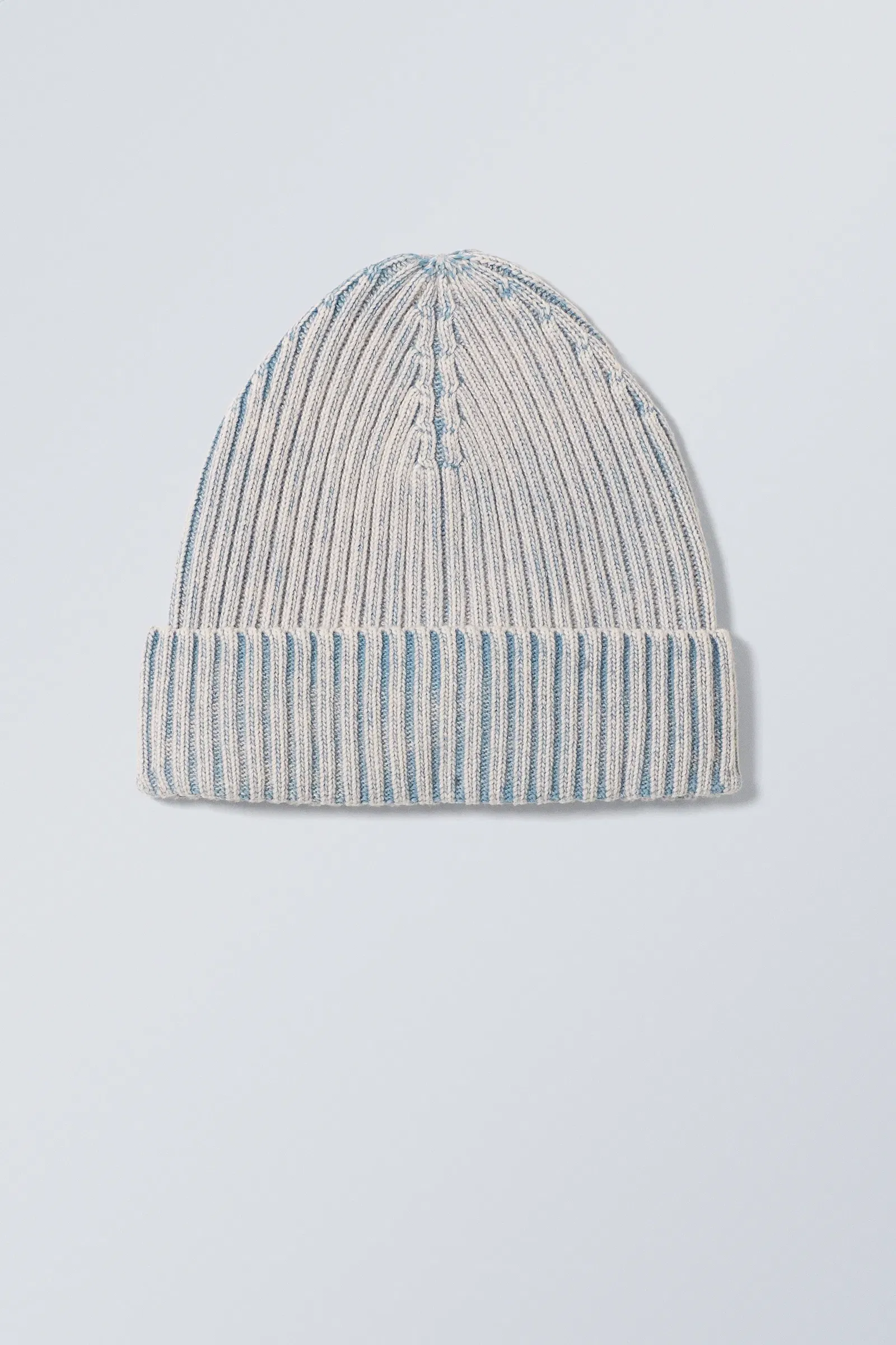 WEEKDAY Luca Beanie in Washed Blue | endource