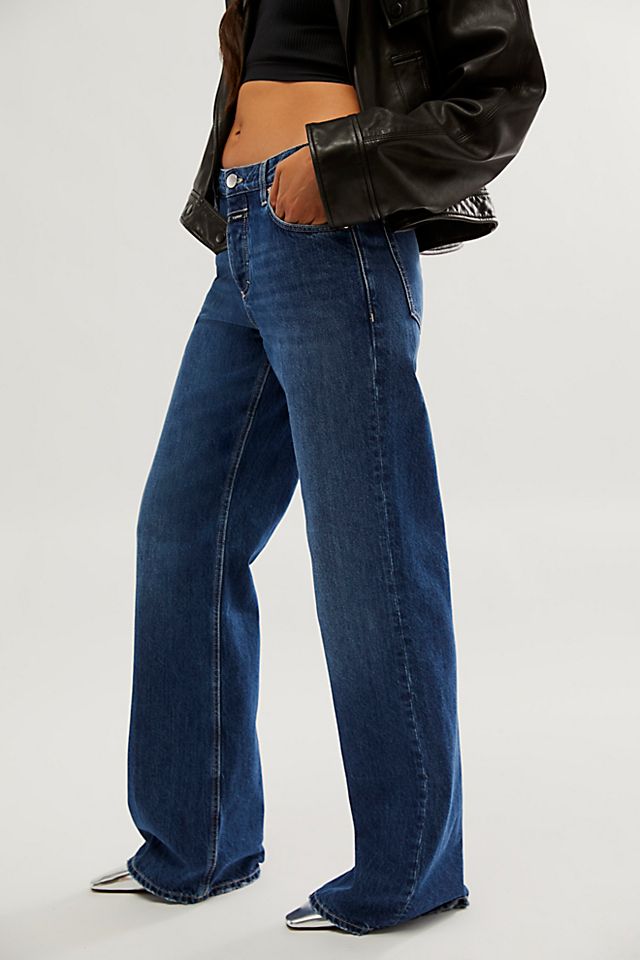 CLOSED Gillian Low-Rise Wide Flare Jeans in Dark Blue | Endource
