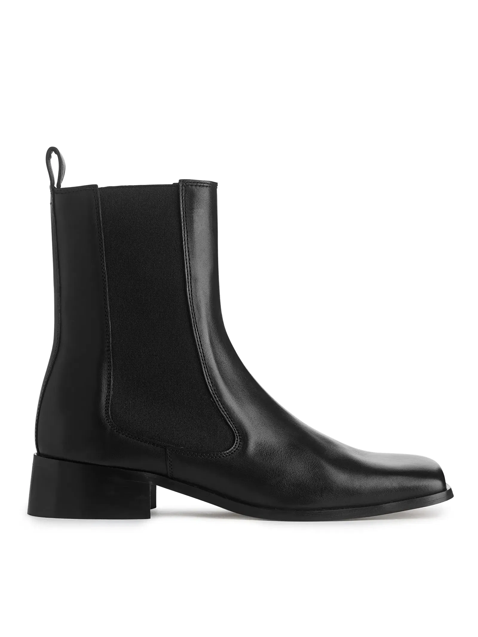 ARKET Square-Toe Chelsea Boots in Black | endource