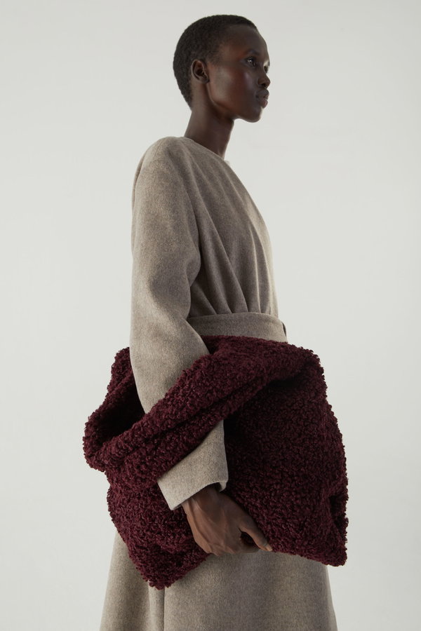 COS Teddy Fleece Shopper | endource