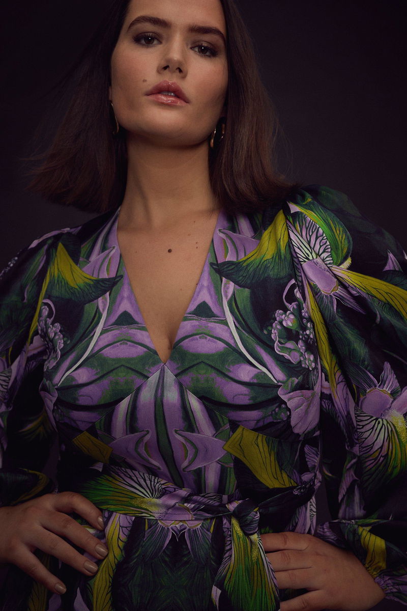 KAREN MILLEN Kate Bickmore x Karen Millen - Curve Soon Mirrored Drama ...