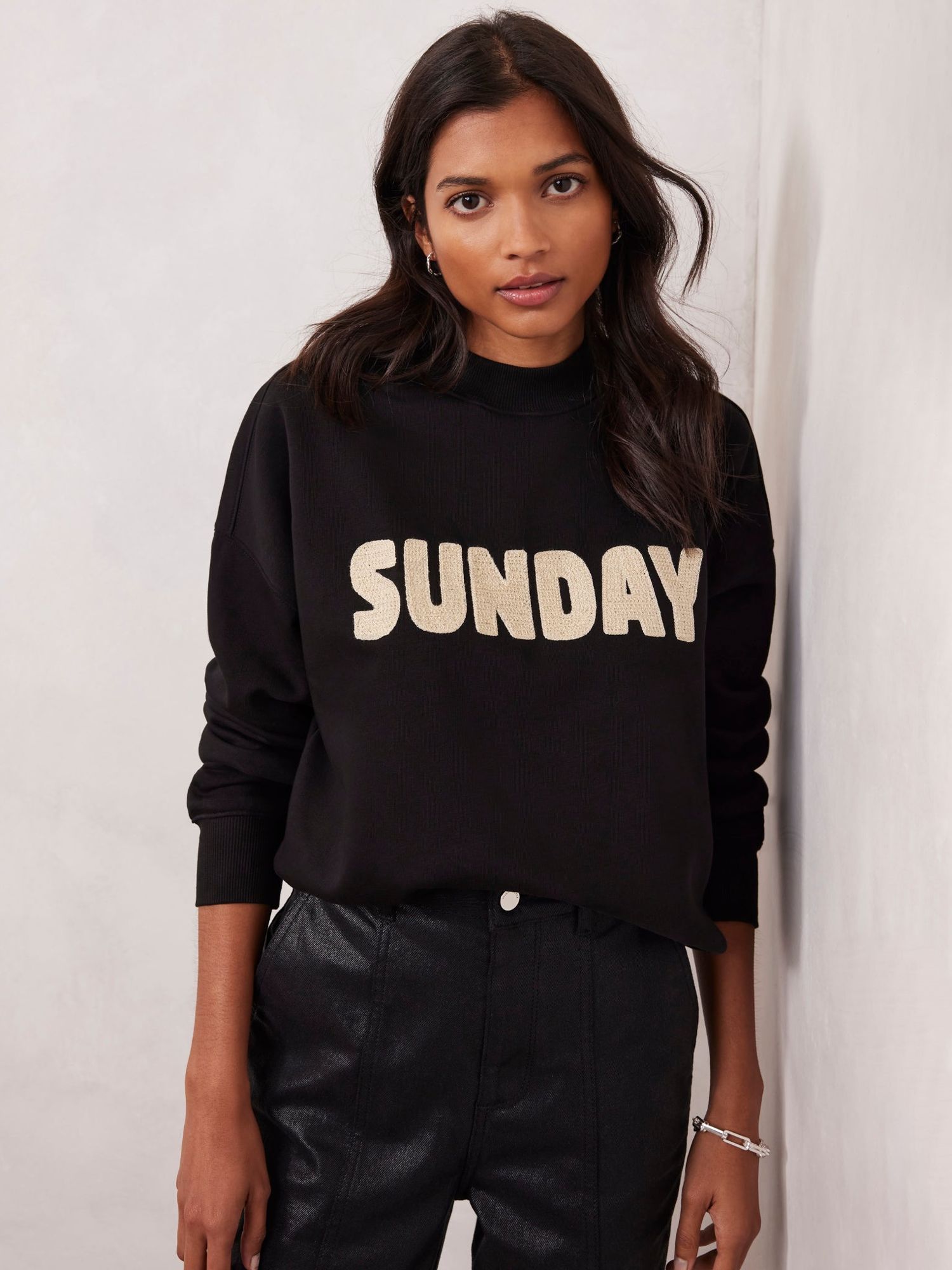 MINT VELVET Sunday Slogan Sweatshirt in Black | endource