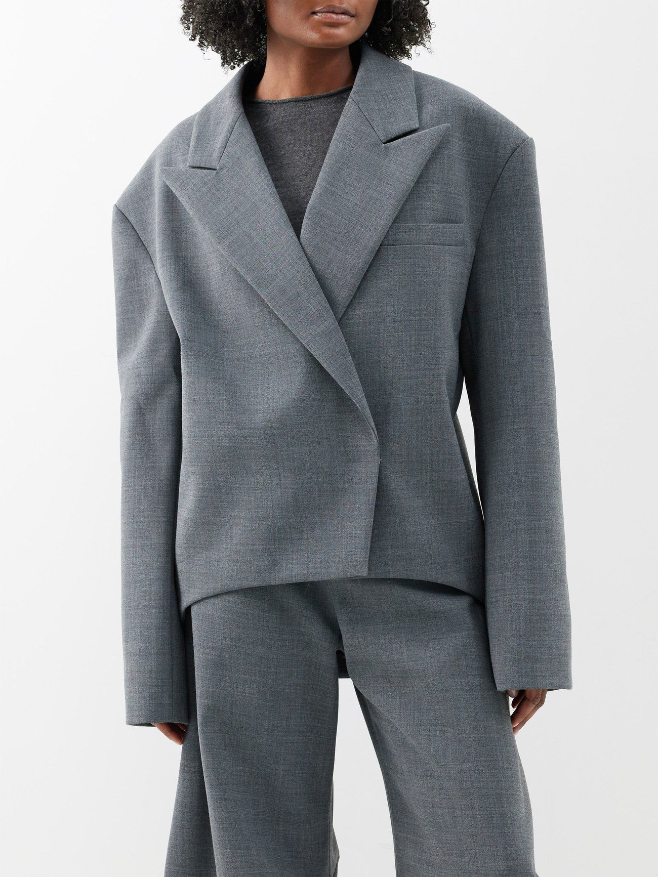 A.W.A.K.E. MODE Oversized Curved Technical Suit Jacket in Grey | endource