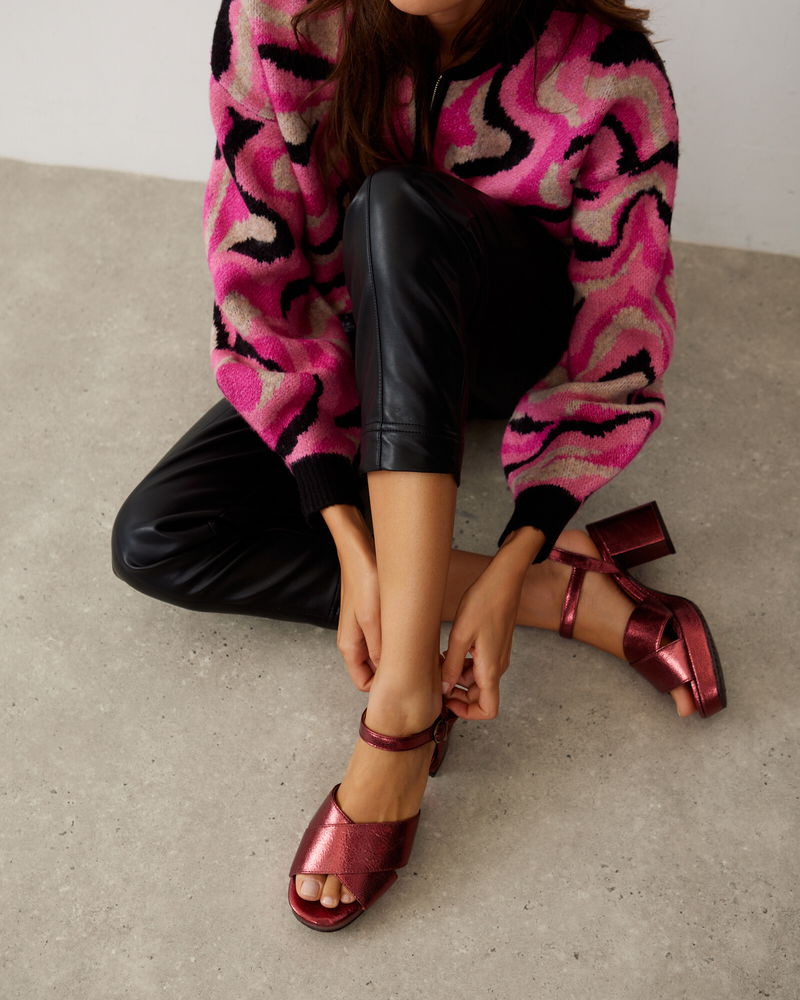 ESSKA Clara Metallic Heeled Sandals in Pink | Endource